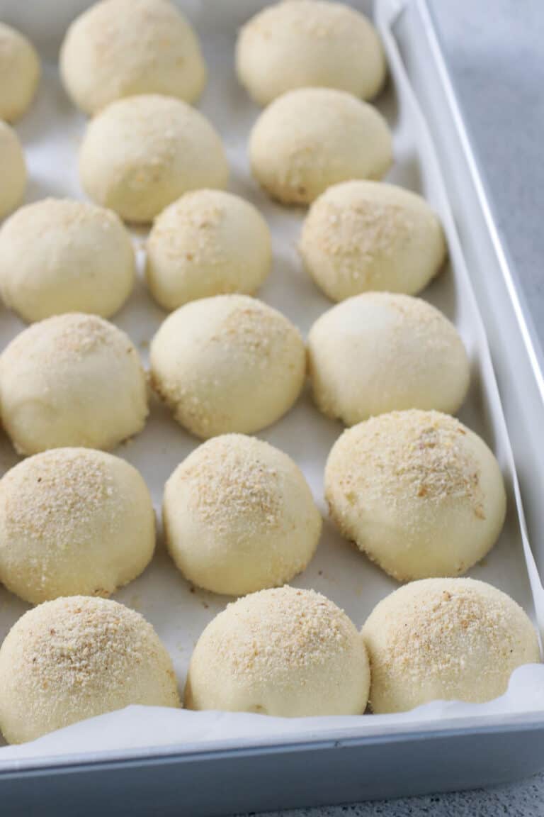 Pandesal (Filipino Bread Rolls): Step By Step Guide To Perfectly Fluffy ...