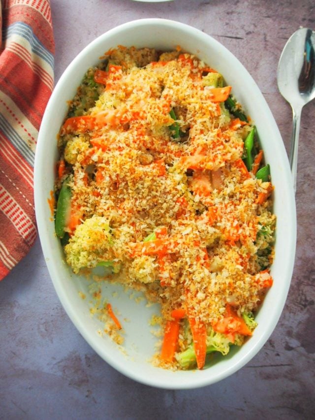 Easy Veggies Crunch | Woman Scribbles