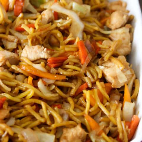 Easy Pancit Canton | Woman Scribbles
